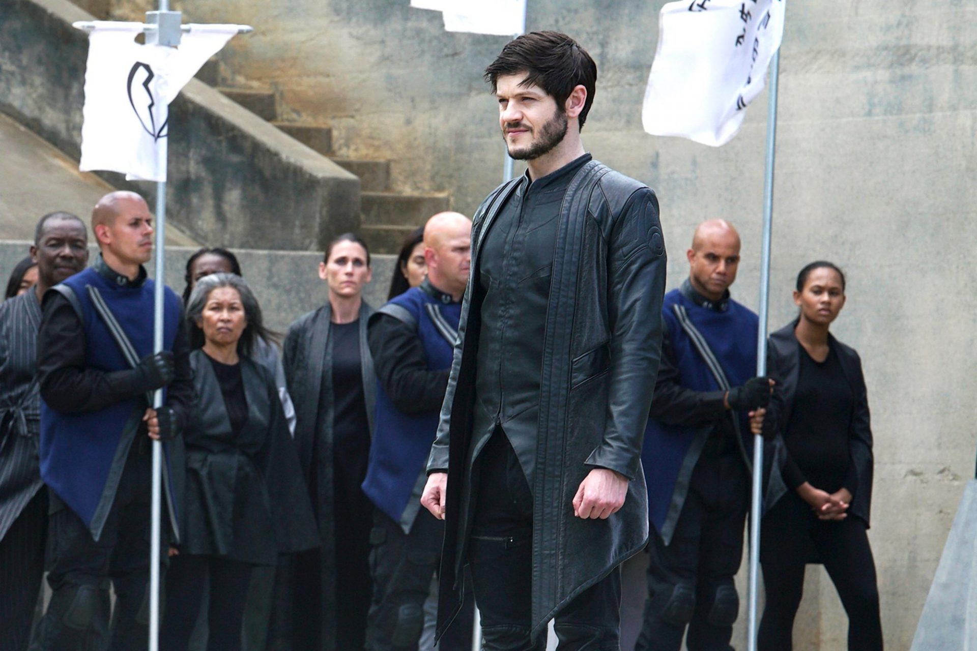 Marvel's Inhumans Series Premiere Review: 1.1: Behold... The Inhumans ...